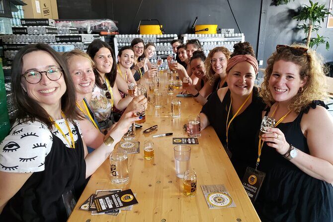 Guided Happy Hour Brew Tour in Montreal with Dinner - Guide Expertise and Group Dynamics
