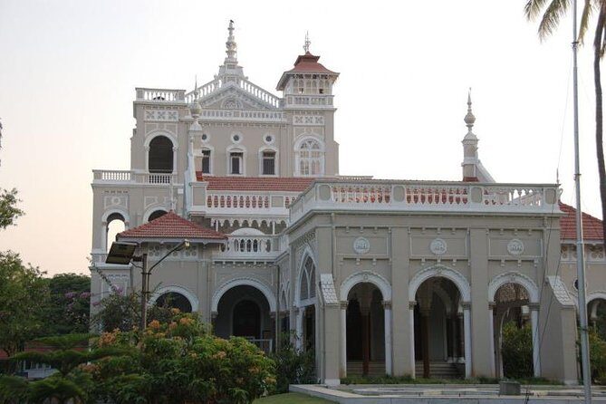 Guided Highlights of Pune Car Tour with a local (4 Hrs Sightseeing in AC Car) - What to Expect from This Pune Tour