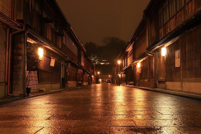 Guided Night Tour to Feel the Samurai Culture in Kanazawa - What Travelers Say: Authentic Feedback