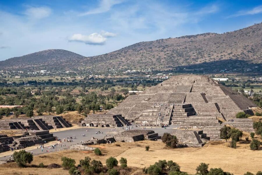 Guided tour of Mexico City: Teotihuacan, Guadalupe, and the Mexica city of Tlatelolco - Who Should Consider This Tour