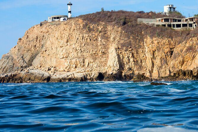 Guided Tours of the 7 Bays of Huatulco Oaxaca in Catamaran - Exploring the Itinerary in Detail