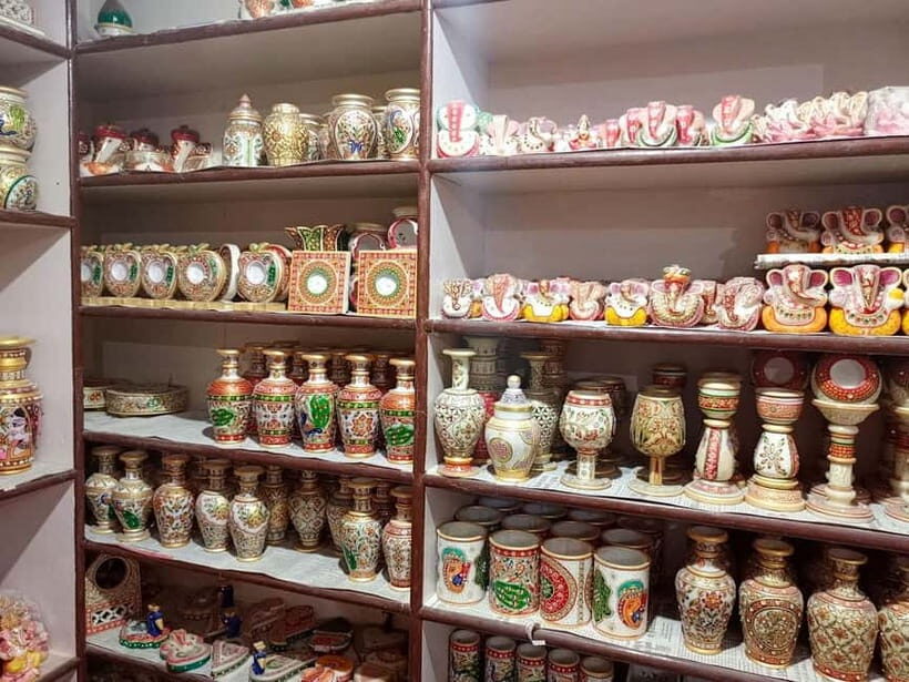 Guided Twilight Walking Heritage City Tour with Food Tasting - Exploring Jaipur by Foot at Twilight