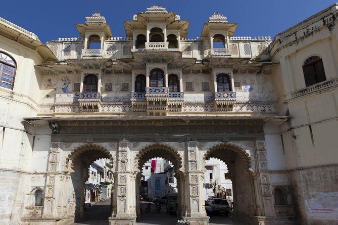 Guided Udaipur Tour With Drop Off To Jodhpur Next Day. - What’s Included and What’s Not
