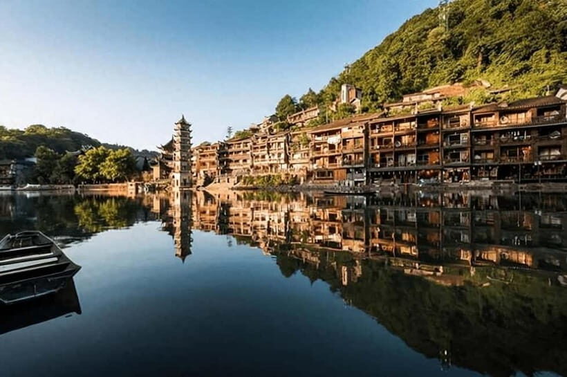 Guilin: 1-Day Iconic Landmarks & Cultural Tour - A Taste of Local History in Daxu Ancient Town