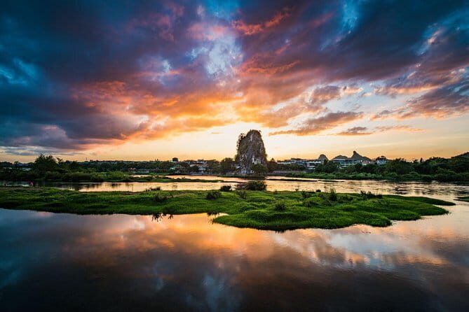 Guilin City Essence Day Tour: Reed Flute Cave, Elephant Trunk Hill and Fubo Hill - Authentic Experiences and Practical Tips