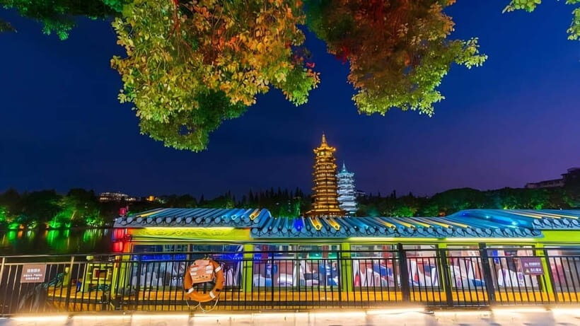 Guilin Night Tour: Four Lakes Cruise on Opera Boat - Why This Tour Offers Good Value