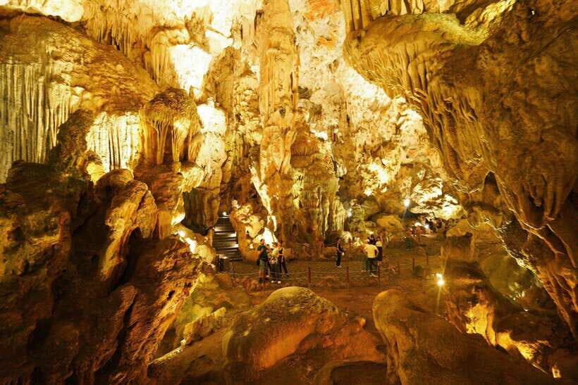 Ha Long Bay: 4.Hour Cruise with Caving, Kayaking, & Lunch - Detailed Breakdown of the Itinerary