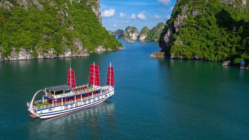 Ha Long Bay - Bai Tu Long Bay Luxury Boat Tour & Transfer - Why This Tour Offers Great Value