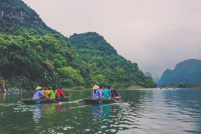 Ha Noi: Full-day Exploring Hoa Lu And Trang An Grottoes - Authentic Experiences and Insights from Reviews