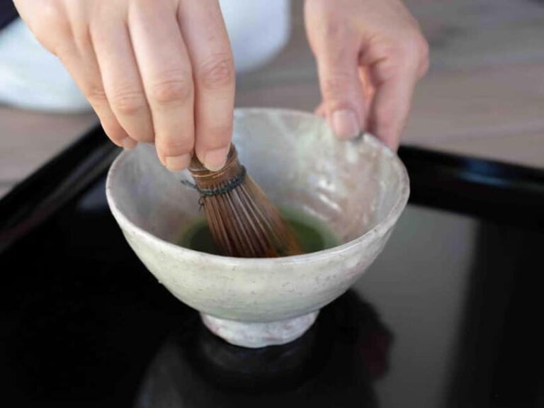 Hagi: Kumaya Art Museum, Tea ceremony and garden tour - Who should consider this tour?