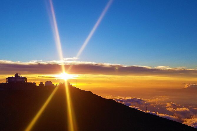 Haleakala's Best Sunset Tour with Dinner - The Itinerary in Detail