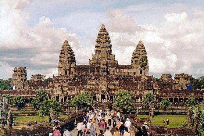 Half-Day Angkor Tuk-Tuk Explorer Tour from Siem Reap - A Closer Look at the Tour Experience