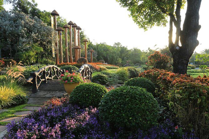 Half Day Phra That Doi Kham Temple and Royal Park Rajapruek (Private Tour) - The balance of price and experience