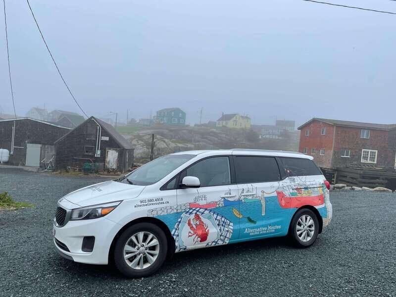 Halifax: Peggy's Cove, Lunenburg, and Annapolis Valley Tour - Exploring Lunenburg: A UNESCO Heritage Treasure