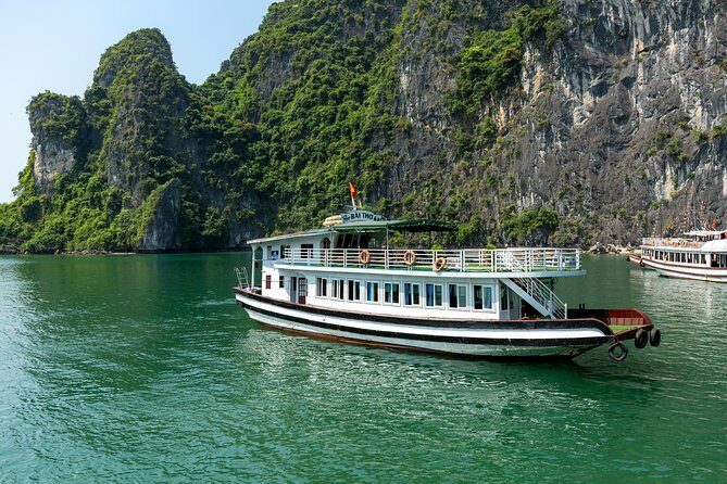 Halong Bay Cruise Day Trip: Titop island, Surprise cave, Swimming, Kayaking - Practical Details and Tips