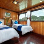 Halong bay deluxe cruise 2 days/ 1 night: kayaking, titop island, surprise cave - What Reviews Tell Us