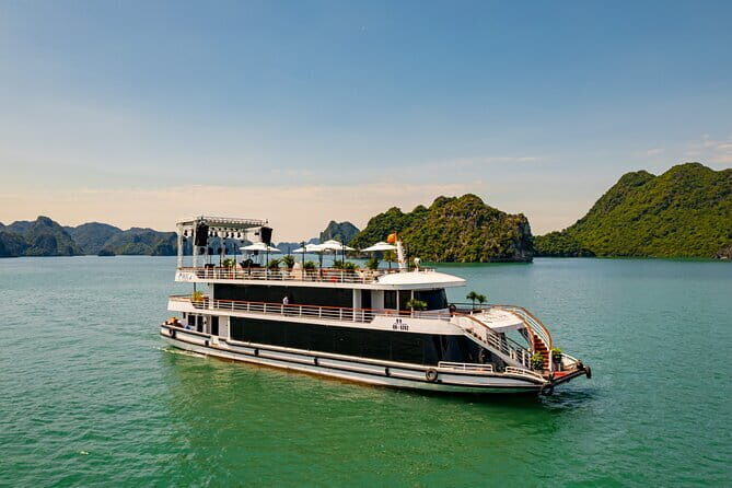 HALONG BAY LUXURY IRIS CRUISE DAY TRIP-BEST SELLER: Kayak, Music - Practical Tips for Your Trip