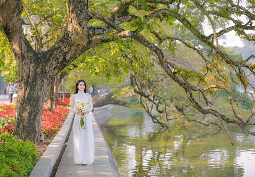 Hanoi: Ao Dai Experience with Sightseeing - Leisurely Walk Around Hoan Kiem Lake