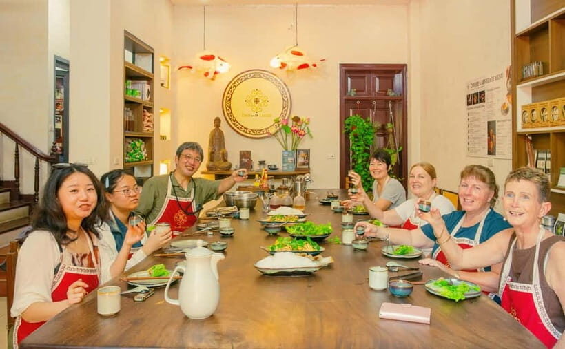 Hanoi Cooking Class: Market Tour, Free Recipe & Beverages - Who Should Book This Experience?