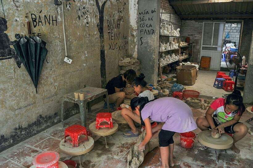 Hanoi: Half-day Hands-on Pottery Workshop At Bat Trang - The Journey to Bat Trang