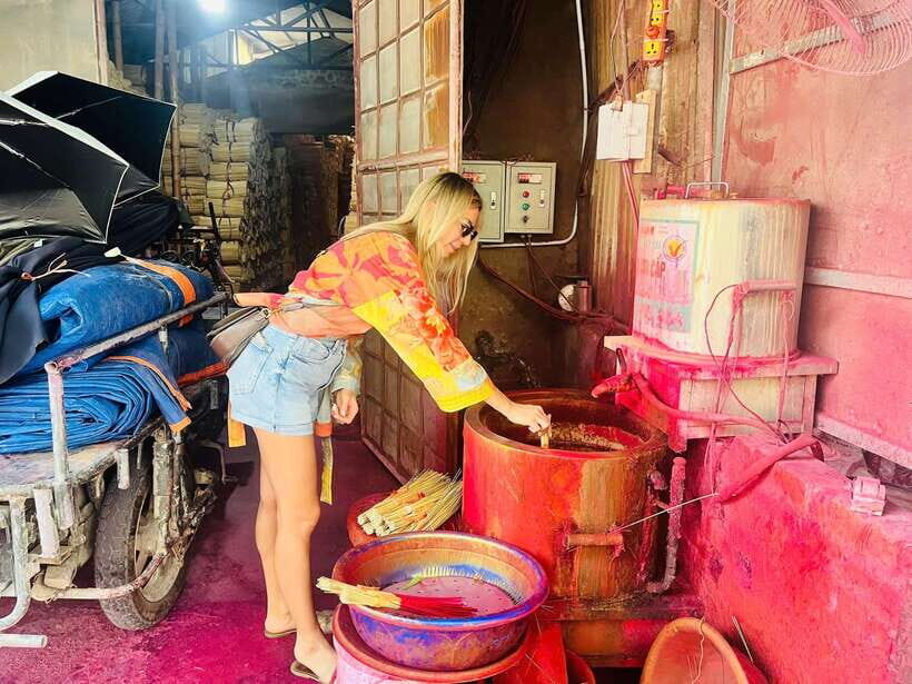Hanoi: Incense Village, Hat, and Lacquer Artisanal Tour - Detailed Itinerary and Highlights