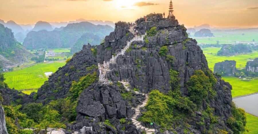 Hanoi: Ninh Binh Day Trip Visit Hoa Lu, Tam Coc & Mua Cave - Hoa Lu: Vietnam’s Old Capital