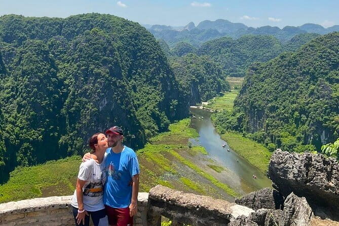 Hanoi: Private Tour to Mua Caves, Local Family, Tam Coc, Hoa Lu - Practical Details & What to Expect