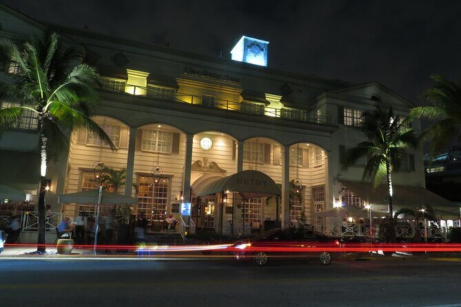 Haunted Miami: a Smartphone Audio Driving Tour - Considering the Experience