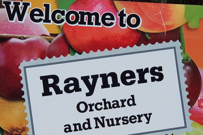 Healesville Sanctuary and Rayners Orchard Tour from Melbourne - Starting the Day: Early Departure and First Impressions