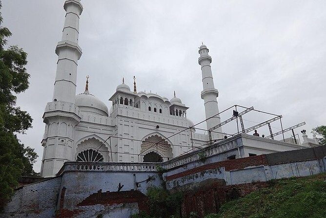 Heritage Walk In Lucknow - The Nawabi Heritage Unveiled