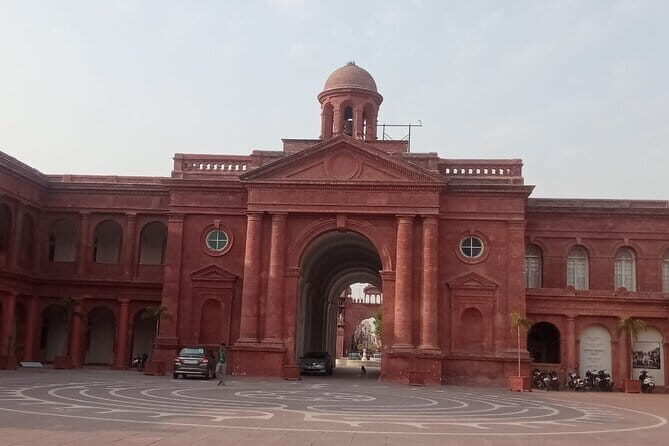 Heritage Walking Tour in Amritsar - The Guide and Personal Touch