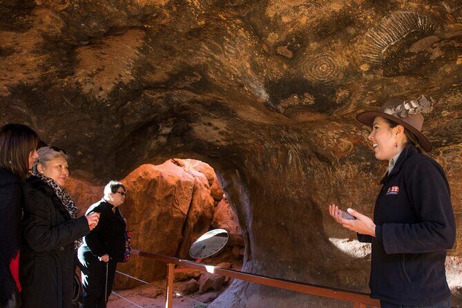 Highlights of Uluru Including Sunrise and Breakfast - Visiting Mutitjulu Waterhole and Aboriginal Stories