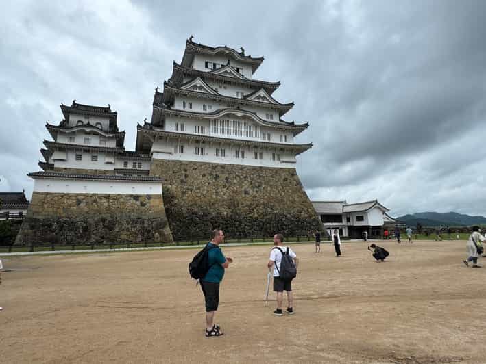 Himeji: Himeji Castle & Kokoen Garden 3.5-Hour Guided Tour - What to Expect: Practical Details