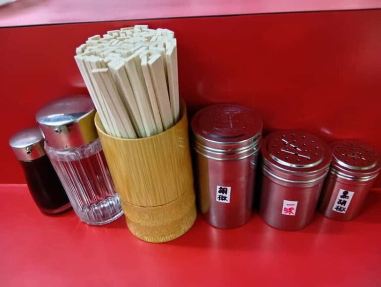 Hiroshima: Downtown Ramen Tasting Tour2 Shops in 2 Hours - What to Expect from the Tour