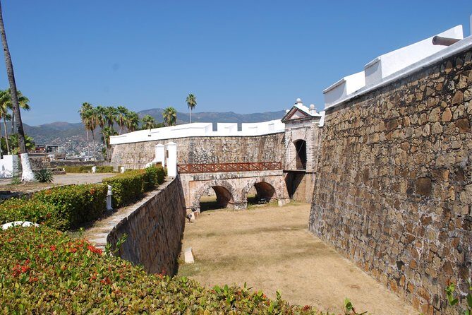 Historical Immersion 6Hrs San Diego Fort Museum Divers Lunch - La Quebrada and Cliff Divers