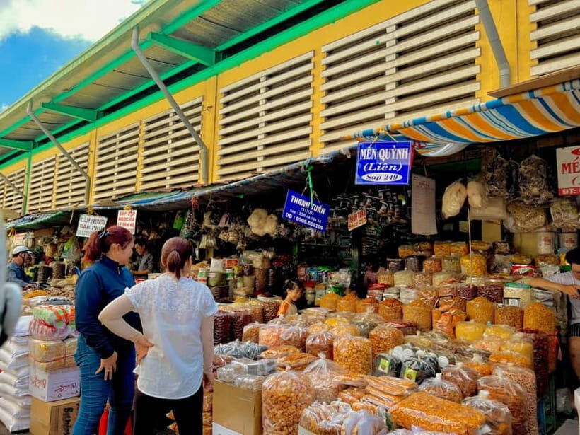Ho Chi Minh Cafe and Shopping experience - The Charm of Local Markets and Boutique Shops