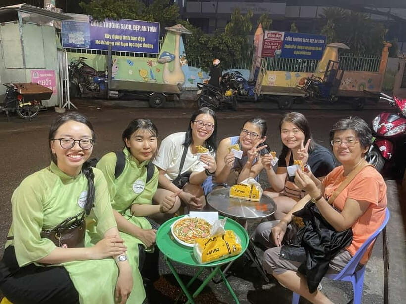 Ho Chi Minh City: Street Food Walking Tour with 12 Tastings - The Itinerary: A Flavor-Filled Journey