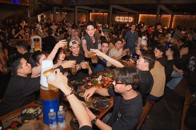 Ho Chi Minh Night Party Street Food Private Tour With Bar, Dance - How It Compares to Other Night Tours