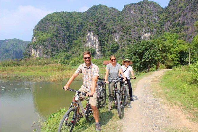 Hoa Lu - Tam Coc Luxury Small group 1D: Limousine bus, biking, boat trip, Lunch - Who Would Love This Tour?