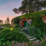 Hobbiton and Waitomo Caves Arrive in Comfort and Style - Detailed Breakdown of the Itinerary