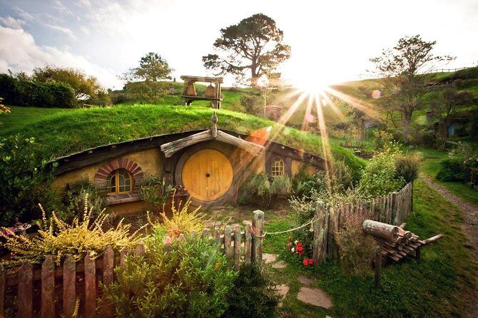 Hobbiton Lord Of Rings Movie Set tour Private Driver - The Value of a Private Driver Experience