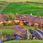 Hobbiton Movie Set Tour to Blue Springs and Mineral Spa - In-Depth Review of the Hobbiton Movie Set Tour to Blue Springs and Mineral Spa