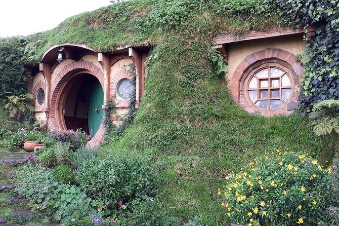 Hobbiton Transport & Tauranga Highlights Excursion from Tauranga - The Value of This Tour: What You’re Really Paying For