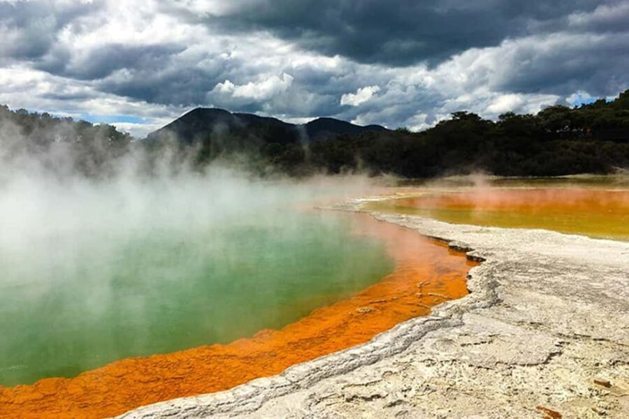 Hobbiton, Waitomo, Rotorua & Taupo 2-Day Tour from Auckland - The Value of Guided Small Group Travel