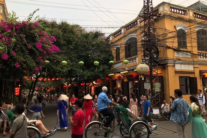 Hoi an City Walking Tour with Cooking Class & Foot Massage with Authentic Lunch - Who Should Book This Tour?