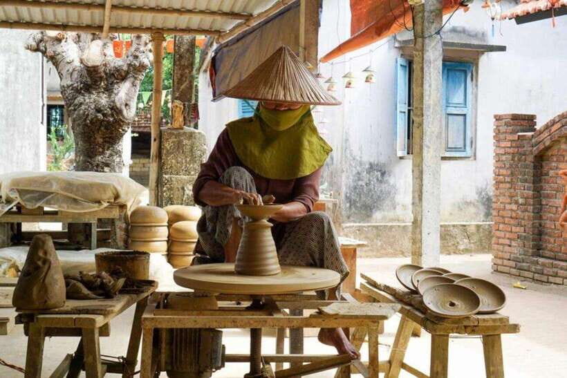 Hoi An: Experience Pottery Making With Local Craftsmen - The Workshop: Making Your Own Pottery in 20 Minutes