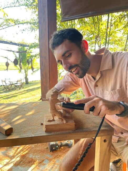 Hoi An Handicraft Workshop: Statue Wood Carving - Visiting the Art Museums: Tradition Meets Modernity