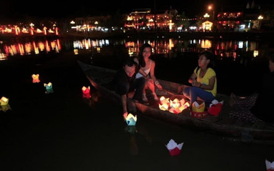 Hoi An: Hoai River Night Boat Trip and Floating Lantern - Who Will Love This Experience?