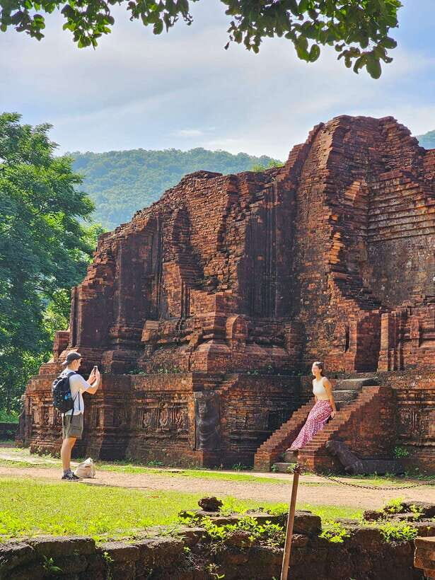 Hoi An: My Son Early Morning Tour with Banhmi and Coffee - Detailed Review