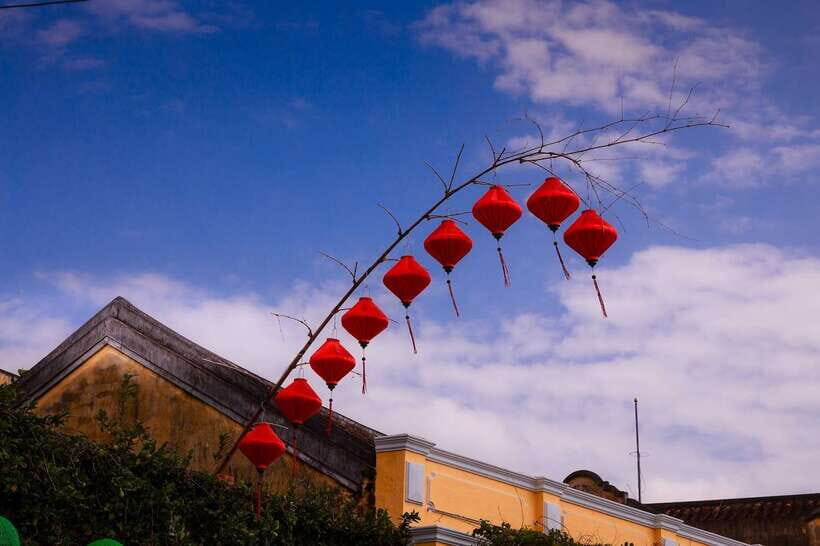 Hoi An: Sacred Traditions And Vegetarian Delights Tour - Crafting and Cultural Stops